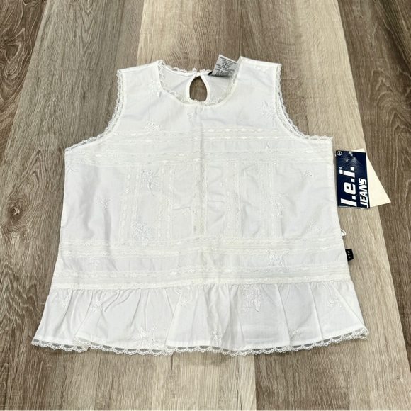 lei | Tops | Nwt Y2k Lei Blouse White Lace Trim Cropped Peplum Vintage ...
